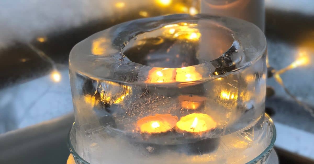 How to make an ice lantern, a winter solstice decoration DIY