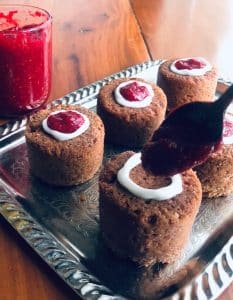 Runeberg torte | Finnish almond cakes with raspberry