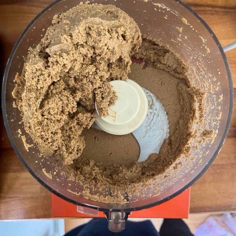 Homemade sunflower seed butter (with roasted or raw seeds)